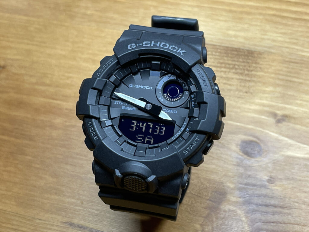 【GBA-800-1AJF レビュー】軽量コンパクト！気軽に使えるアナログG-SHOCK | シキログ
