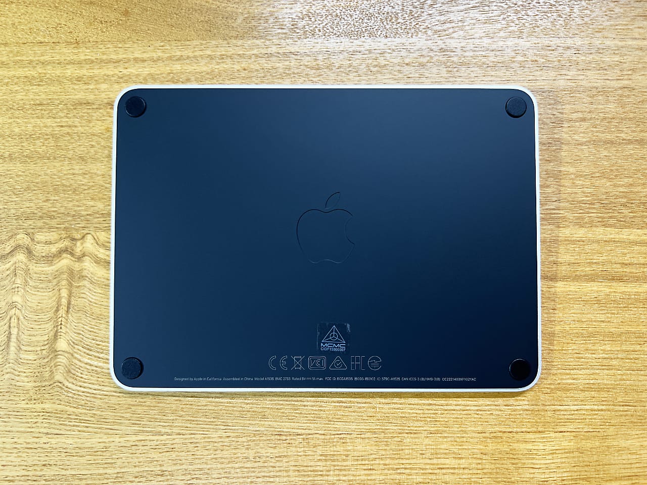 Magic Trackpad 3 ブラックレビュー！変更点とメリット・デメリット | シキログ